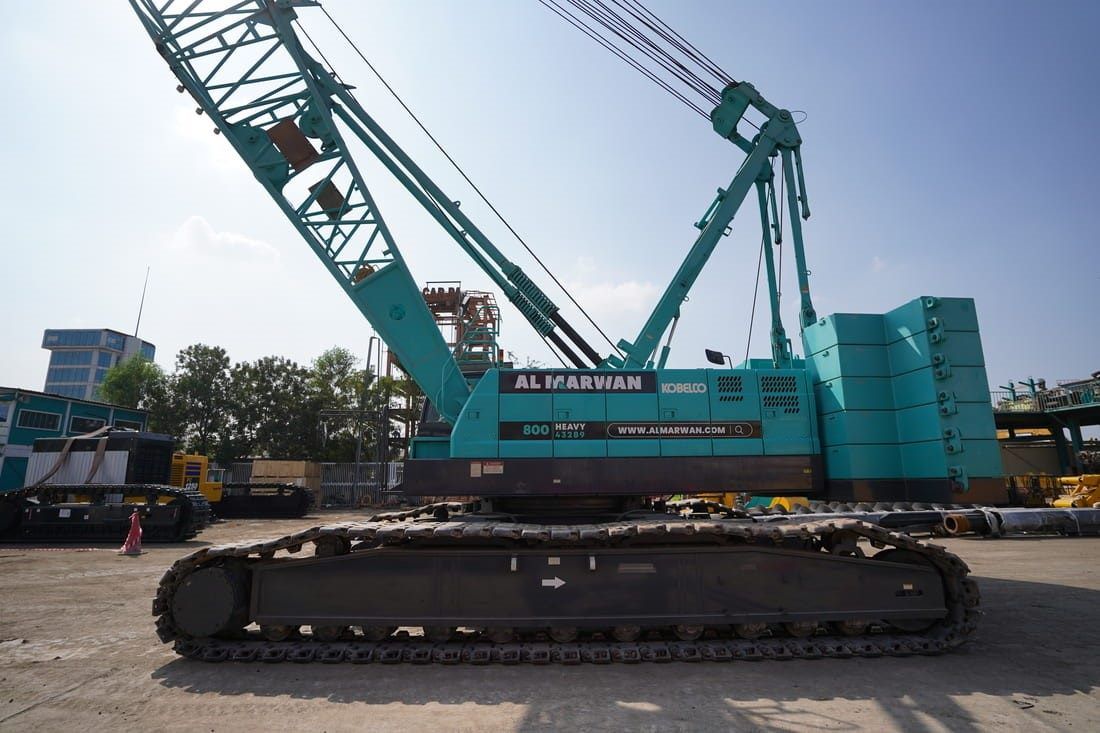 100-Ton Medium Crawler Cranes For Rent | Al Marwan