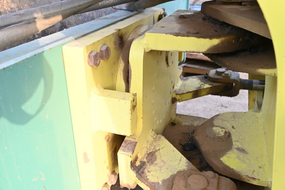 Ammann ASC100 Single-Drum Roller 2017