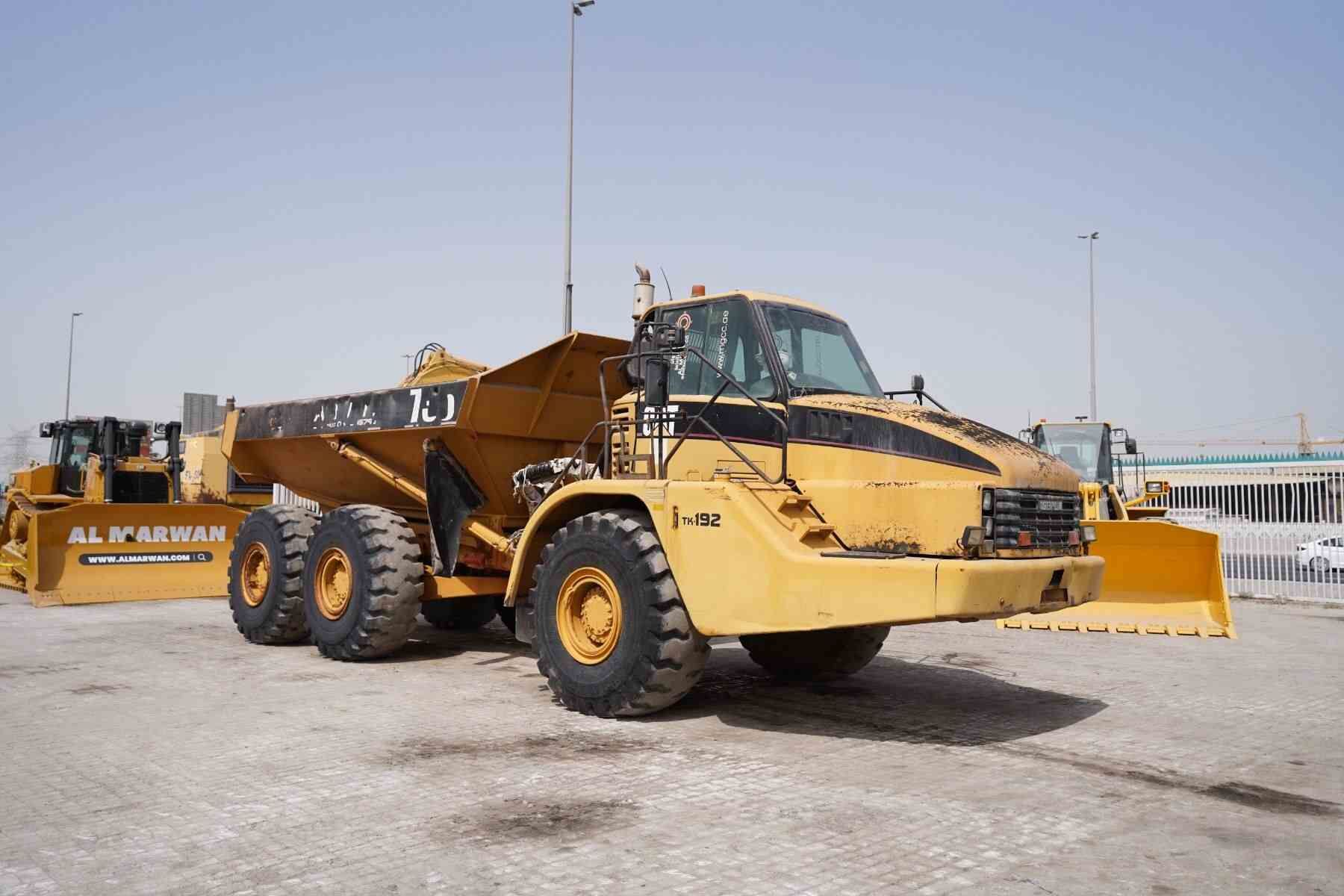Caterpillar 735 Articulated Hauler 2004