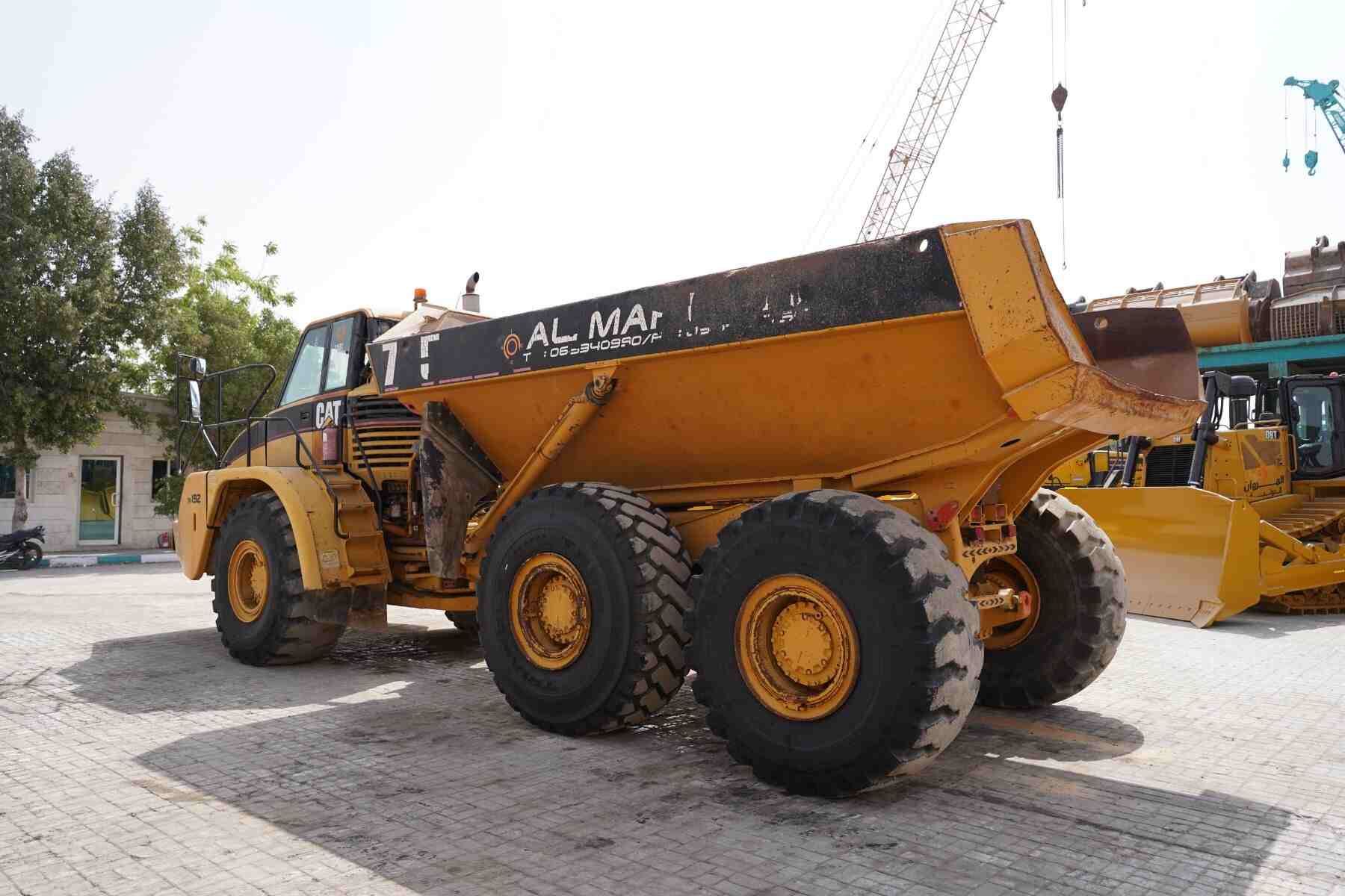 Caterpillar 735 Articulated Hauler 2004