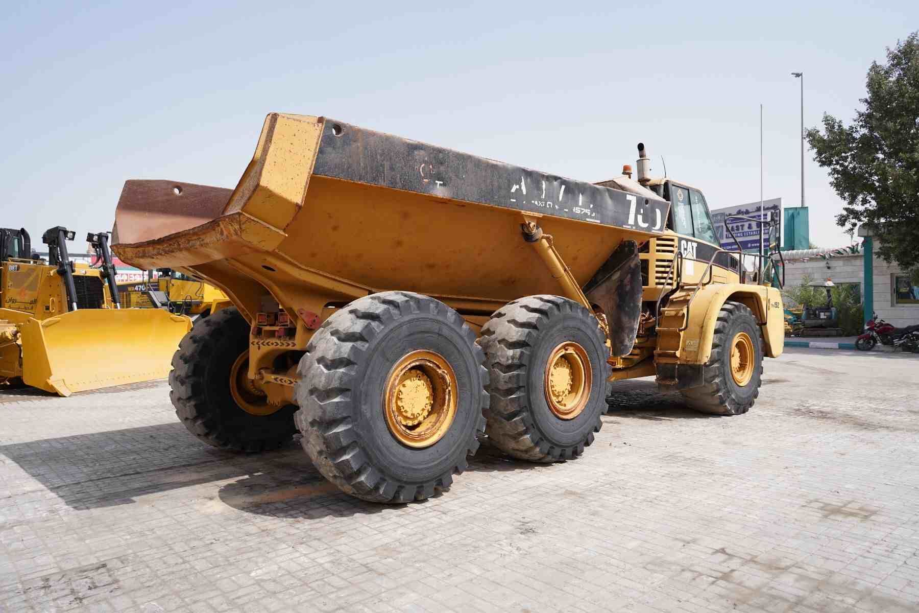 Used Cat 735 Articulated Dump Truck for Sale 2004 | Almarwan