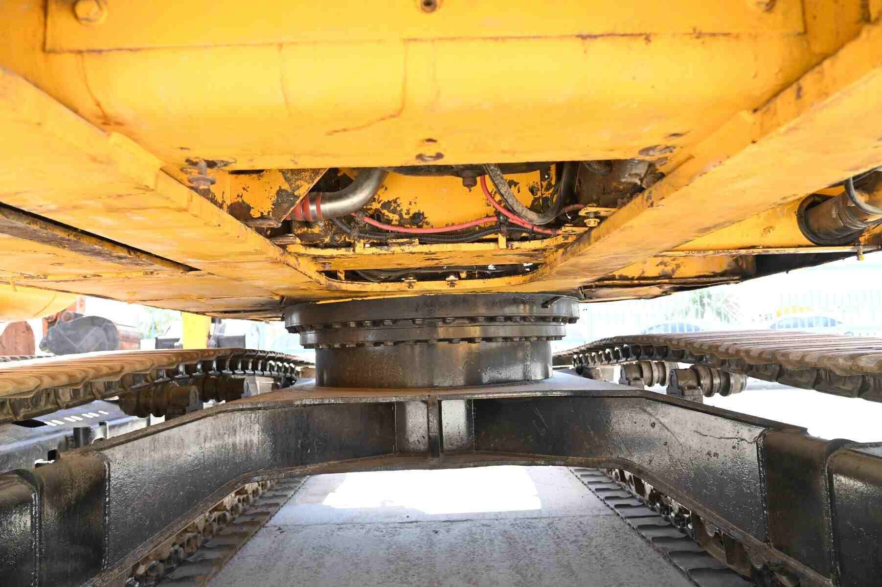Used JCB JS330 Medium Crawler Excavator 2008