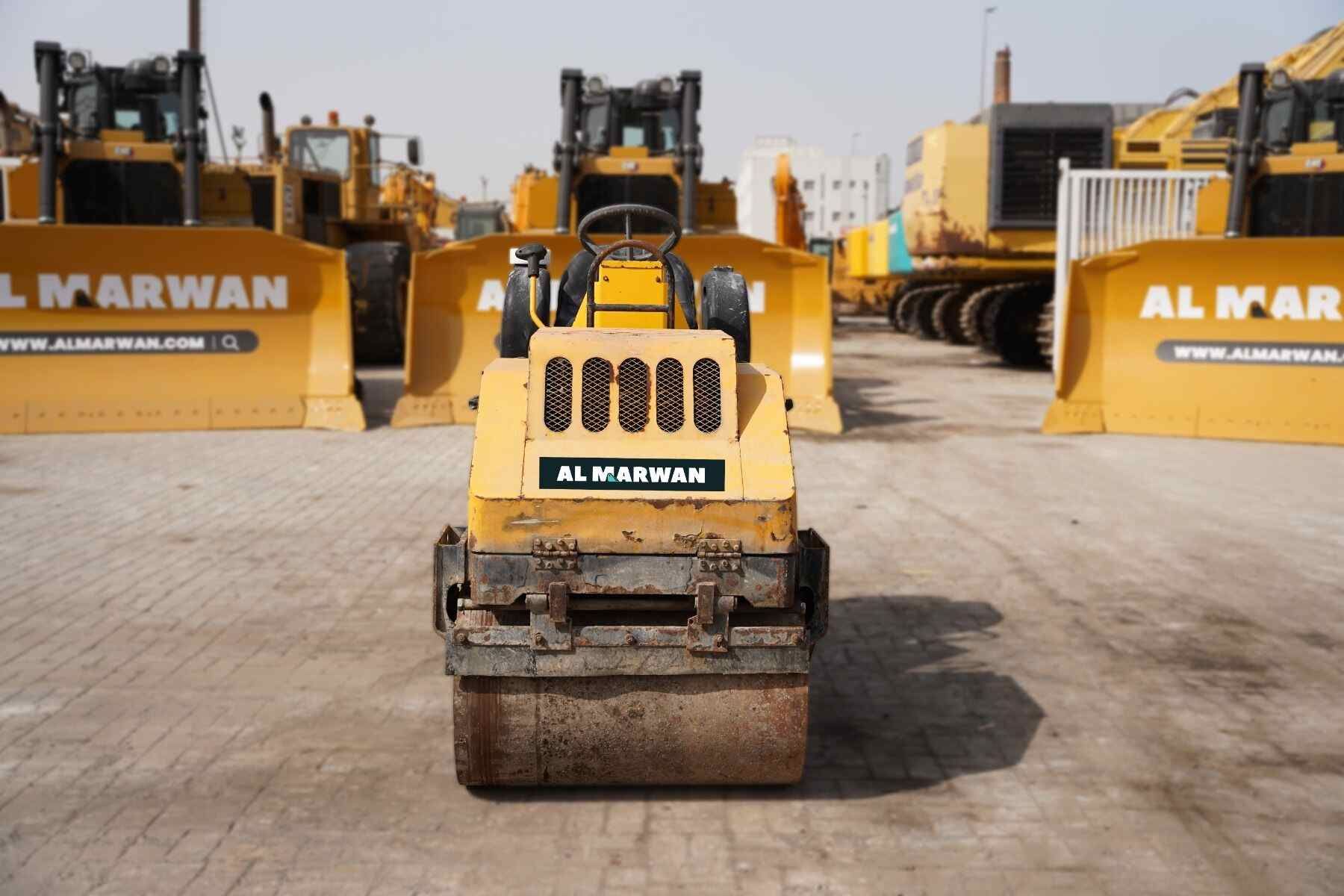 Used Sakai CR270 Ride-On Roller for Sale 2008 | Almarwan