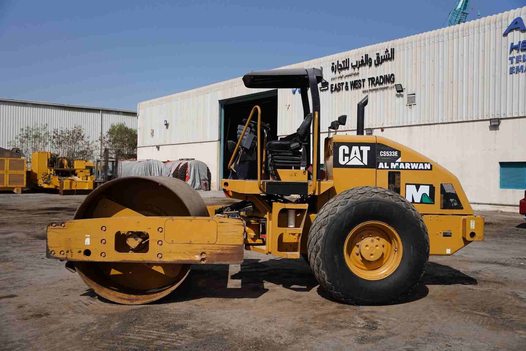 Used Caterpillar CS533E Single Drum Roller 2014