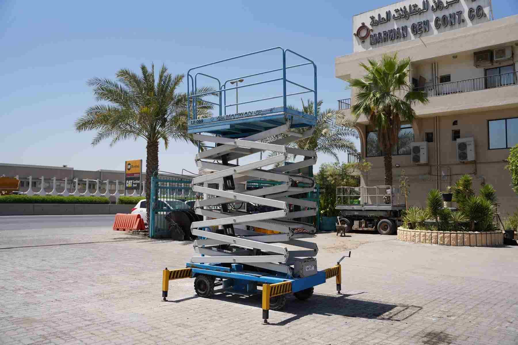 Buy used Beta B500 Scissor Lift 2016