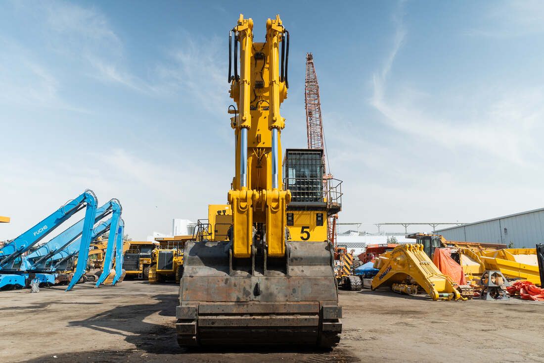 Used Komatsu PC2000-8 Track Excavator for Sale 2019 | Almarwan