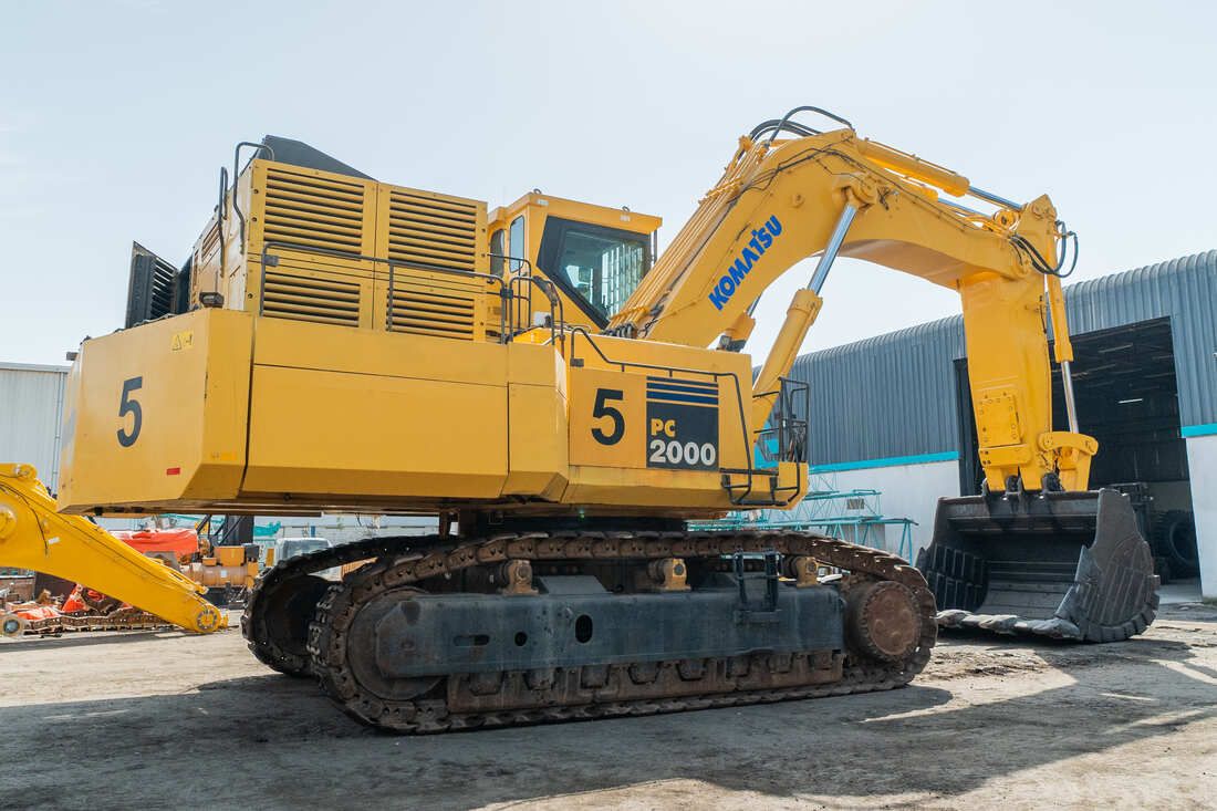 Used Komatsu PC2000-8 Track Excavator for Sale 2019 | Almarwan