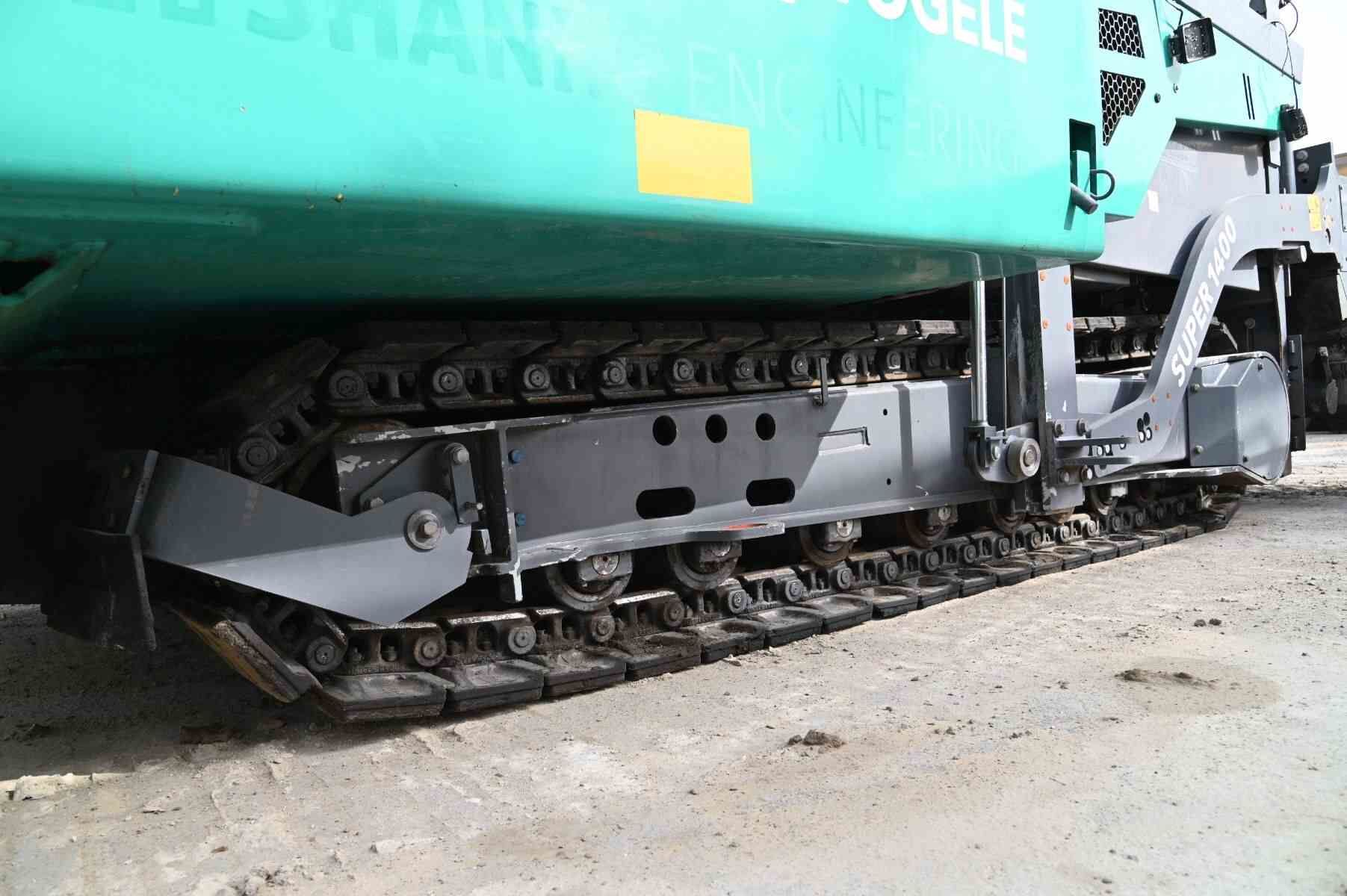 Used Vögele 0763 Super 1400 Track Paver for Sale 2020 | Al Marwan