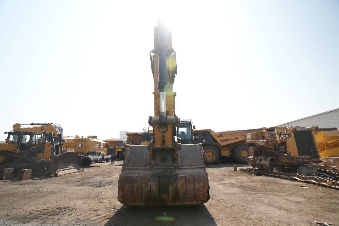 Used Cat 395 Track Excavator for Sale 2022 | Almarwan