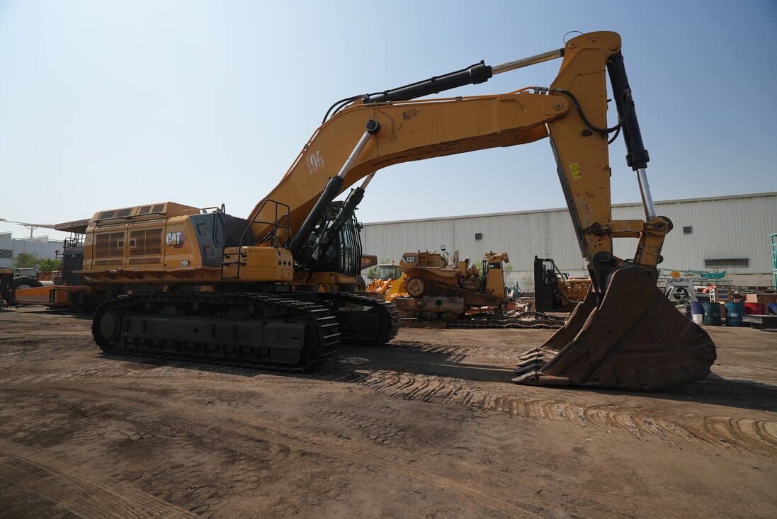 Used Cat 395 Track Excavator for Sale 2022 | Almarwan