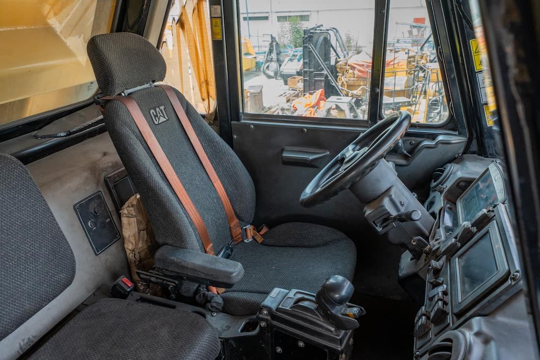 Caterpillar 777 Heavy Duty Dump Truck for Sale 2022