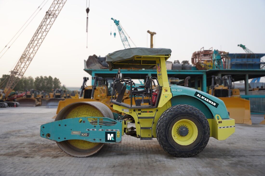 Ammann ASC100 Single-Drum Roller 2017