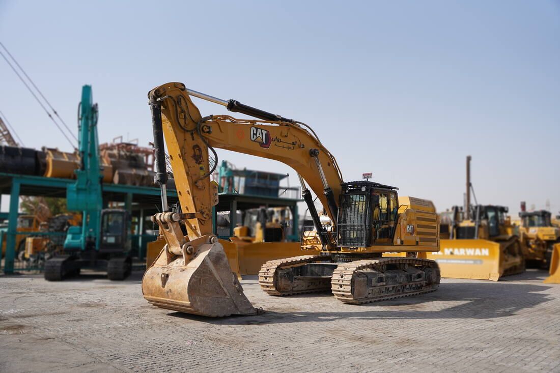 Large Excavator 45 Ton for Rent | Al Marwan