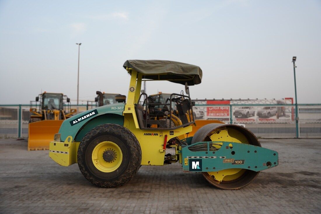 Ammann ASC100 Single-Drum Roller 2017