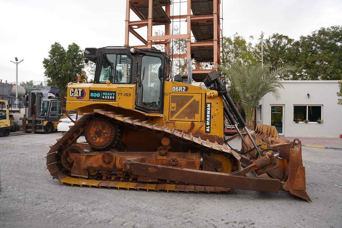 Used Caterpillar D6R2 LGP Bulldozer for Sale 2021 | Al Marwan