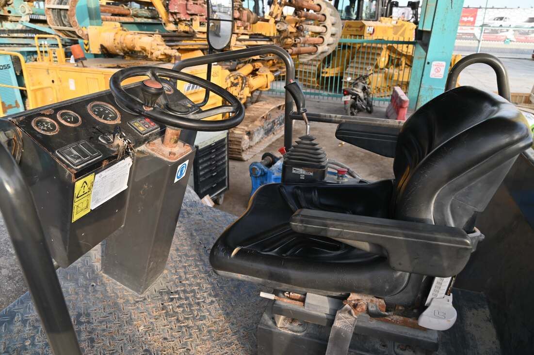Ammann ASC100 Single-Drum Roller 2017