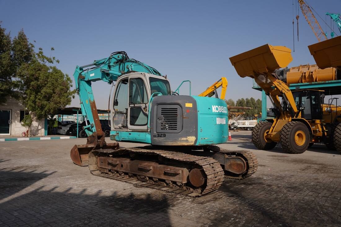 Used Kobelco SK200SR Track Excavator for Sale 2004 | Almarwan