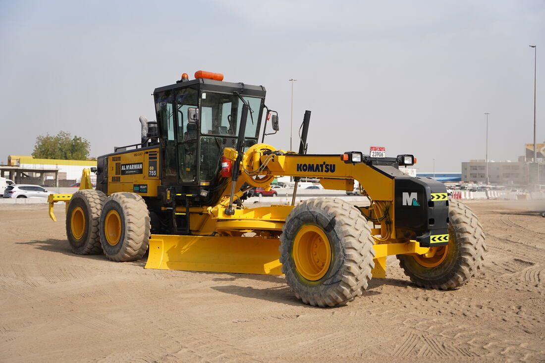 Used Komatsu GD755-5R Motor Grader for Sale 2020 | Almarwan