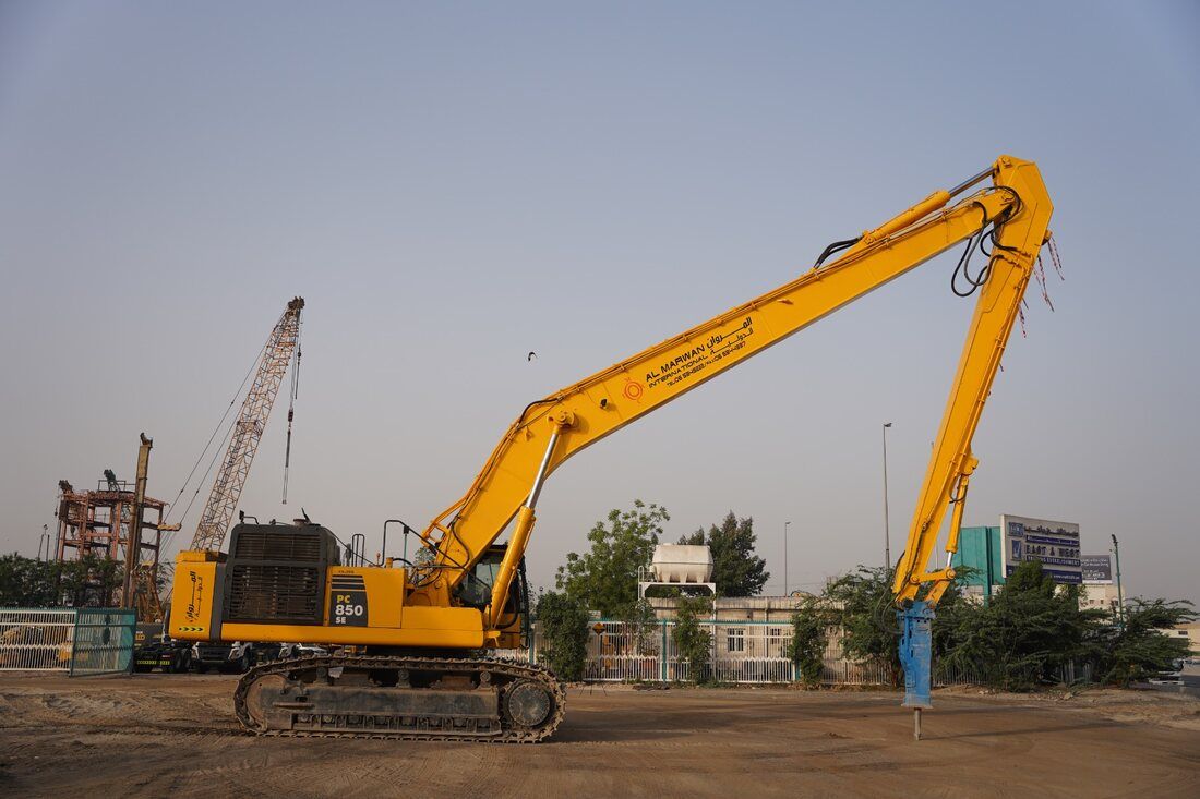 Used Komatsu PC850-8R1 Track Excavator for Sale | Almarwan