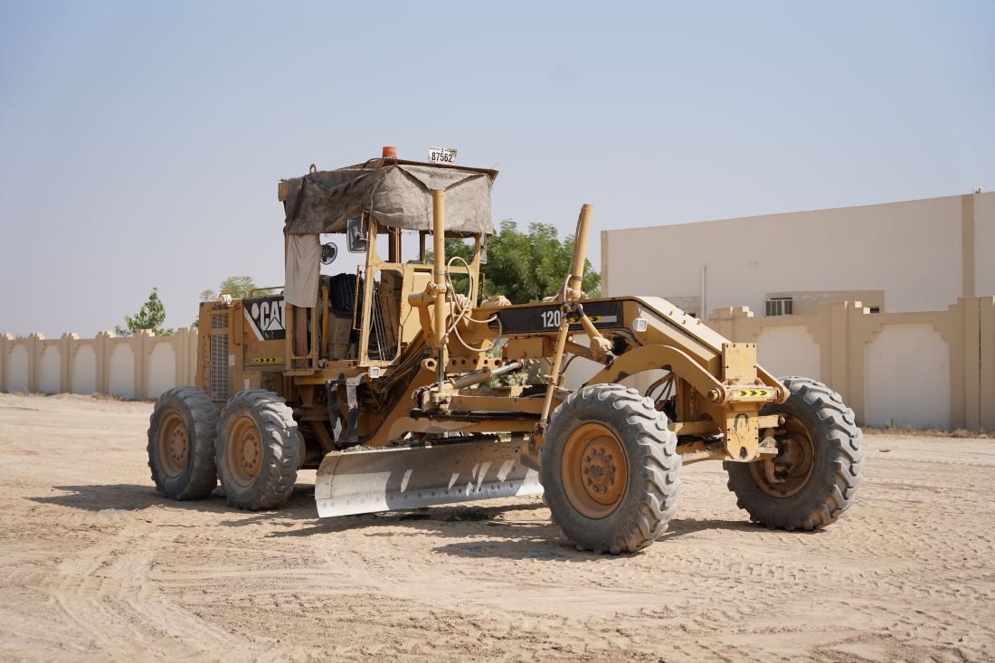 Motor Grader 15 Ton for Rent | Al Marwan