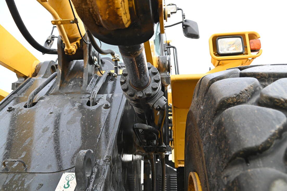 2022 Komatsu WA470-6R Wheel Loader