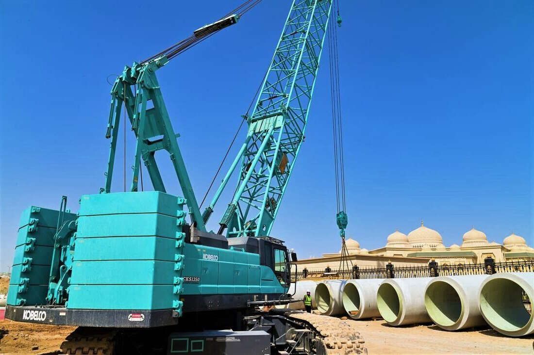 135 Ton Crawler Crane for Rent | Almarwan