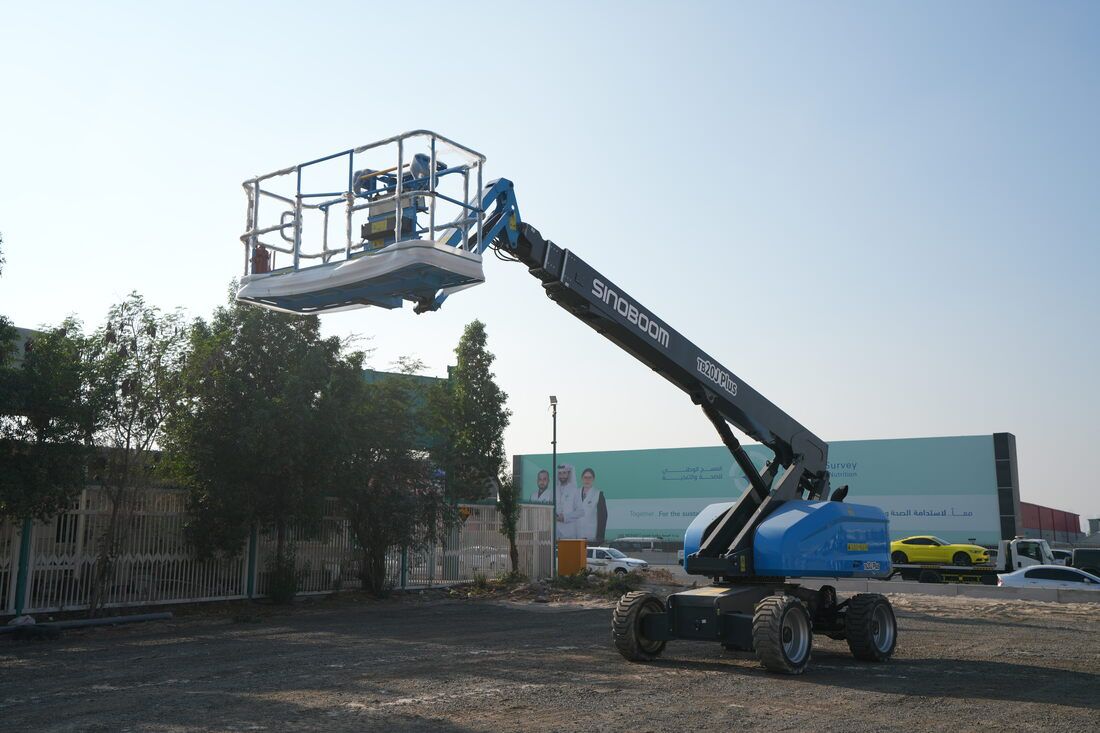 Telescopic Boom Lifts 16 to 43m Reach for Rent | Al Marwan